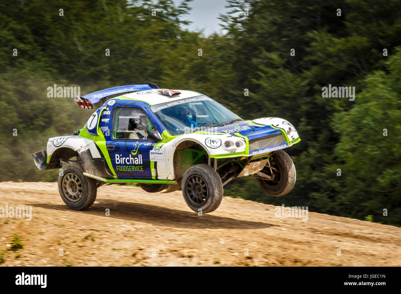 2016 Lofthouse Freelander with driver Justin Birchall at the 2017 ...