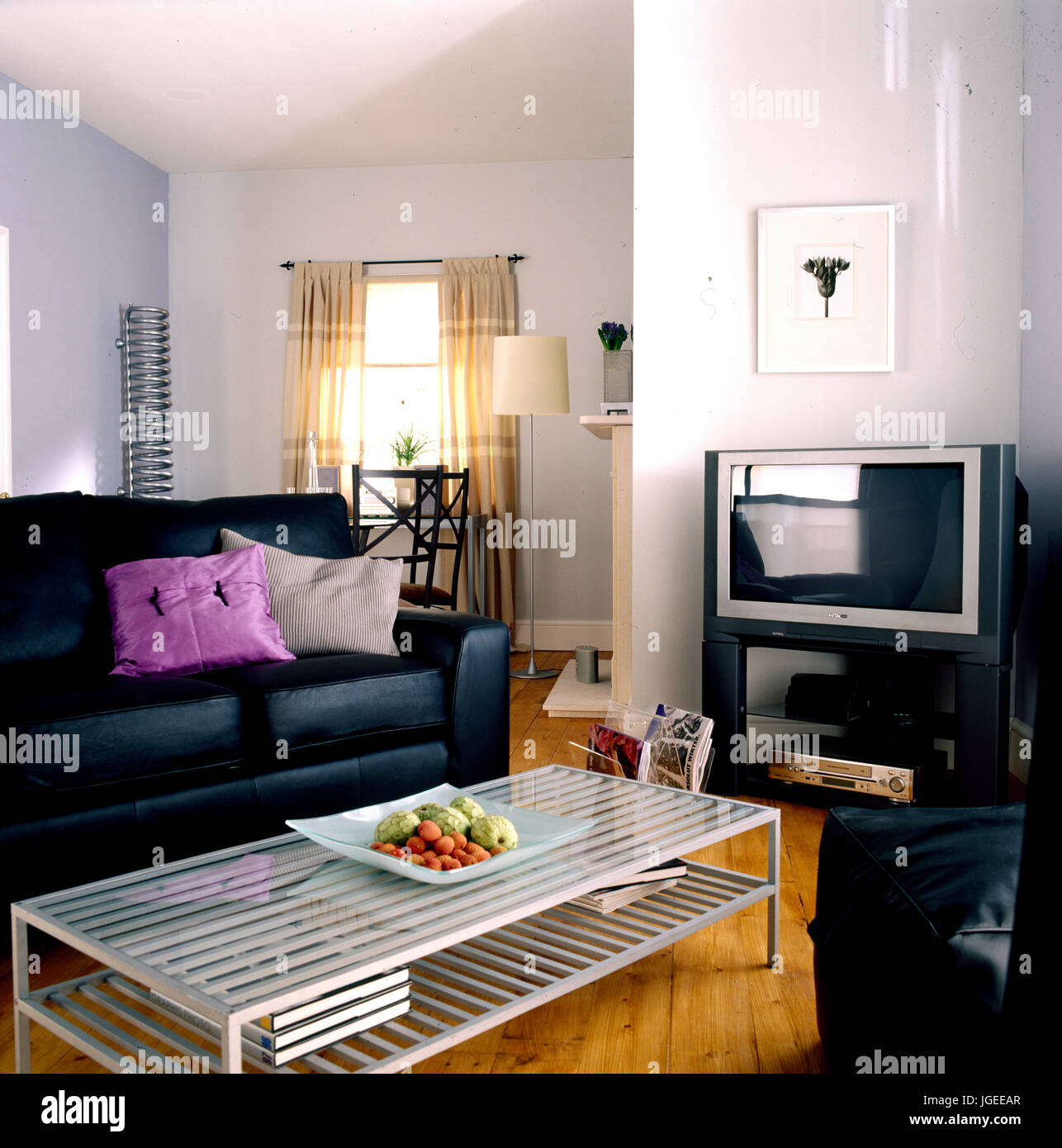 Small flat apartment hi-res stock photography and images - Alamy