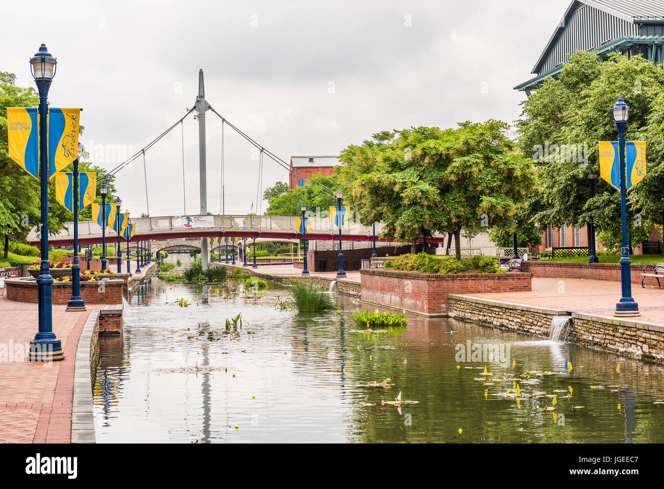 Frederick bridge hi-res stock photography and images - Alamy