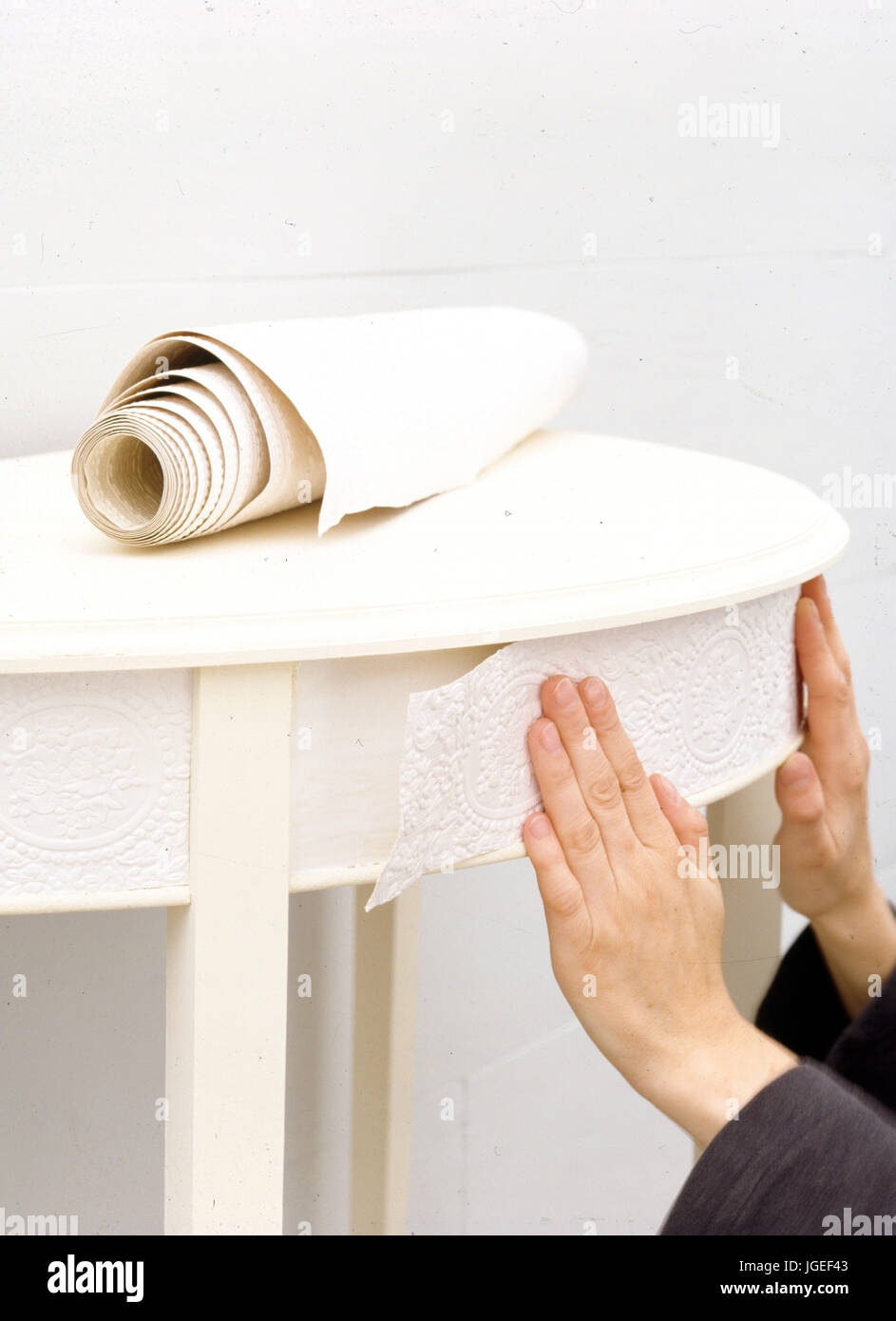 Step x step: Step Step x step: renovating a hall table. Craft & DIY ...