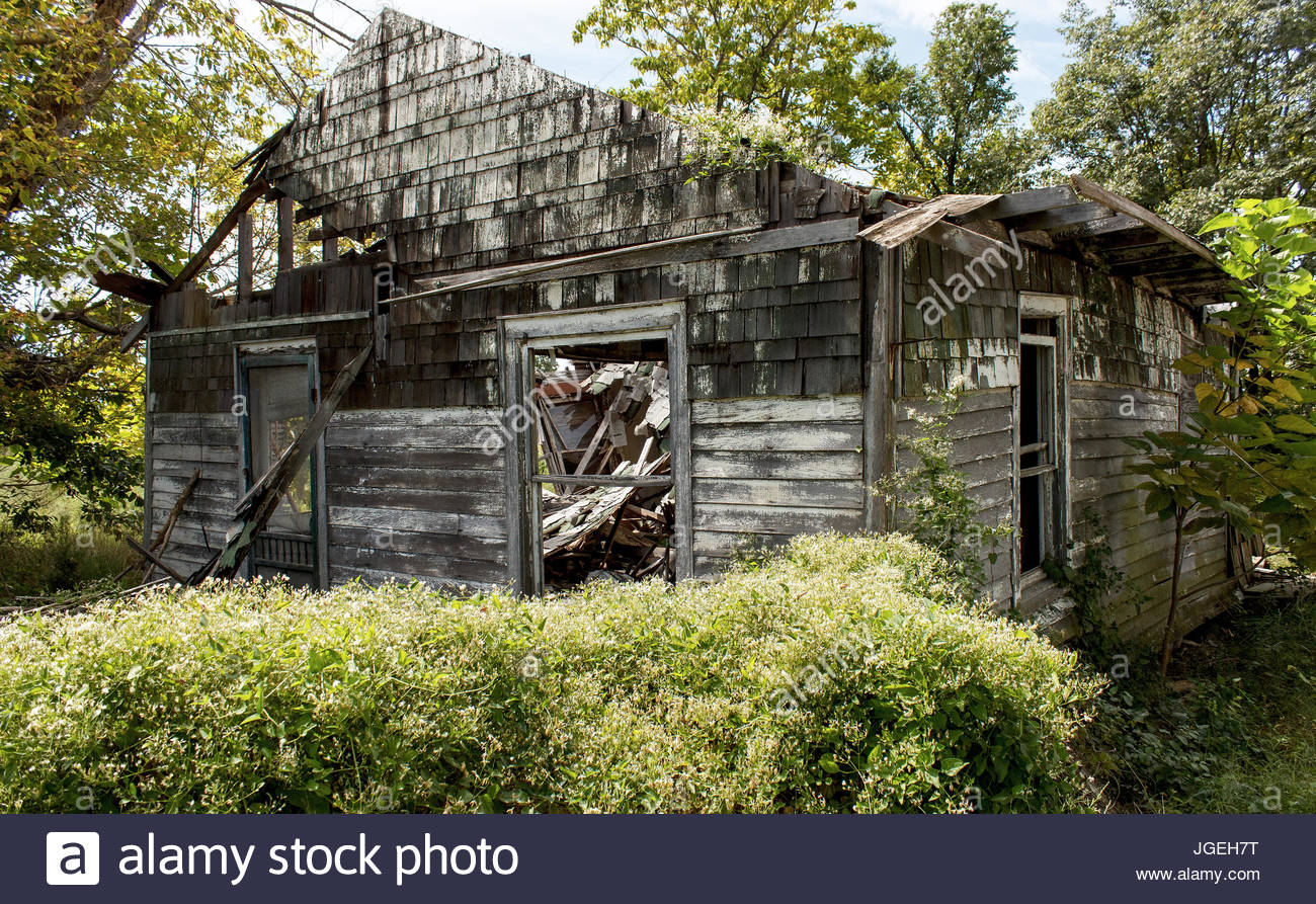 Rotting Wood Shack High Resolution Stock Photography and Images - Alamy