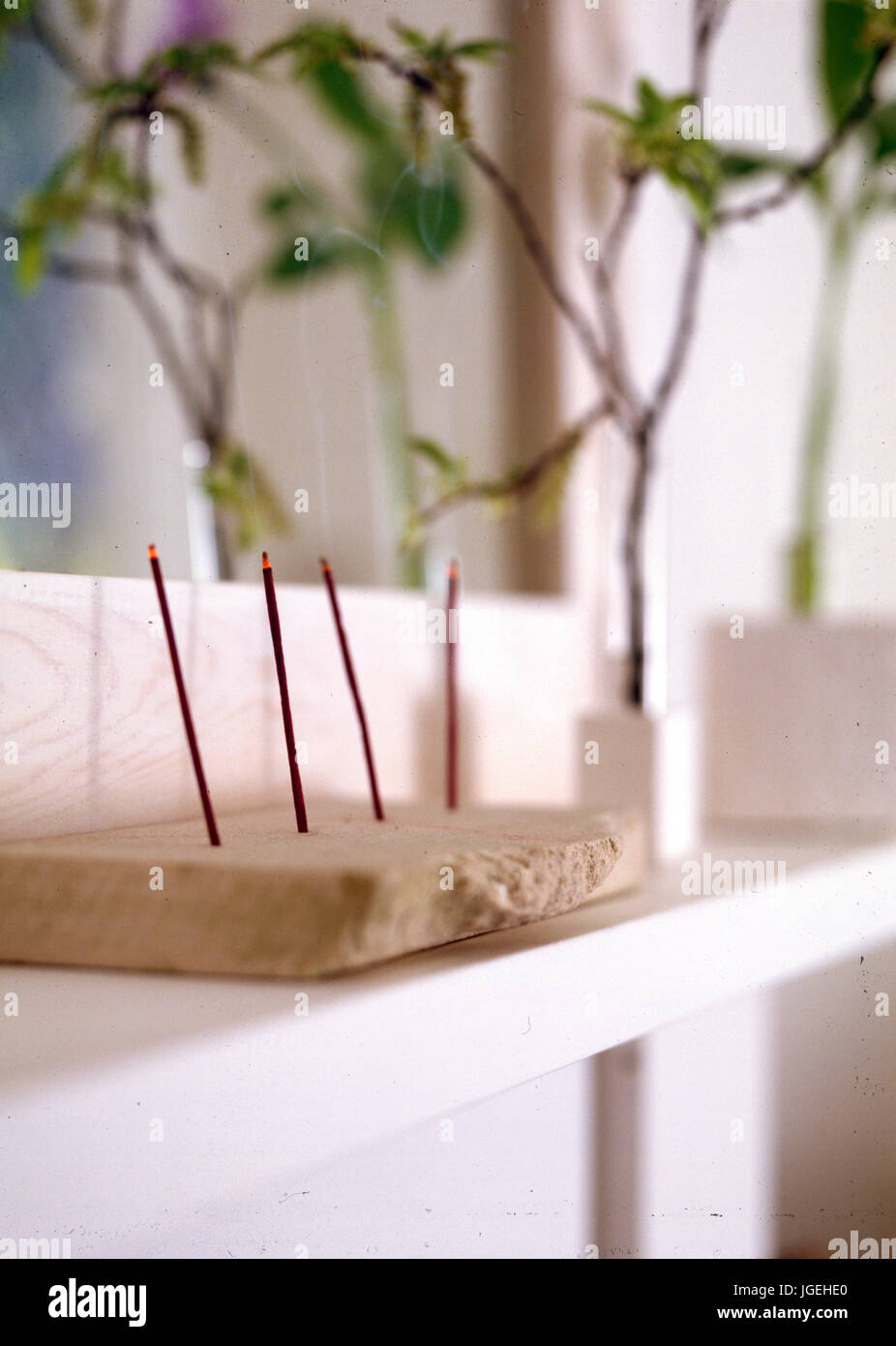 Joss sticks hi-res stock photography and images - Alamy