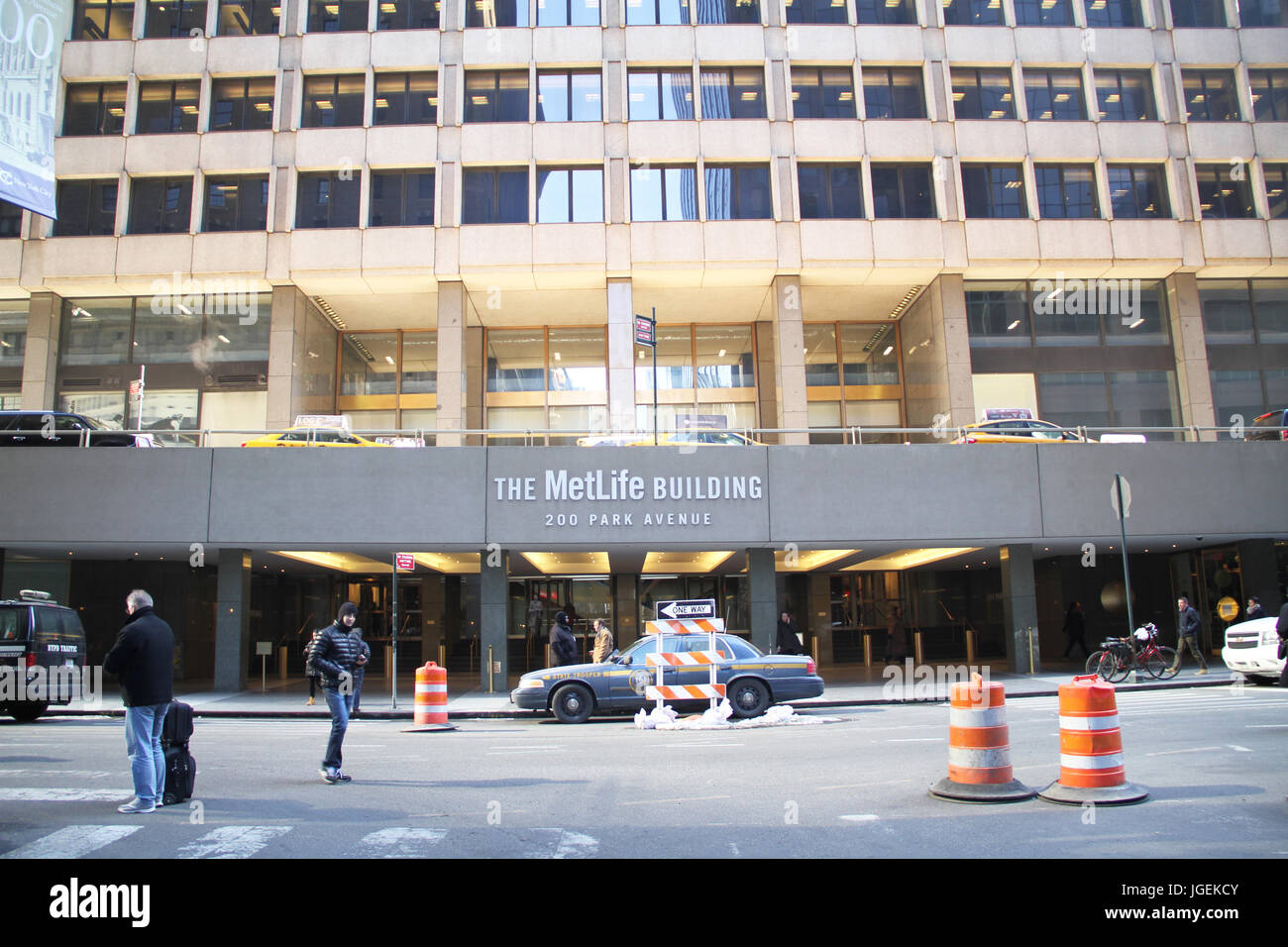 The Metlife Building, Times Square, New York, United States Stock Photo ...