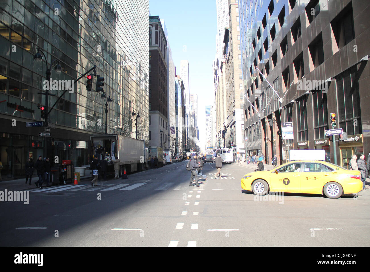 Madison Avenue, Times Square, New York, United States Stock Photo - Alamy