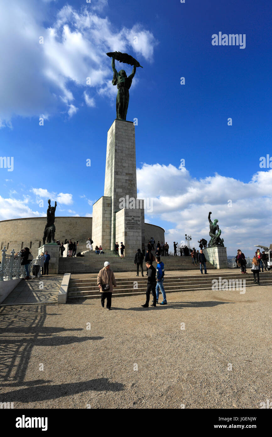 The Liberty statue, Gellert Hill, Budapest city, Hungary Stock Photo ...