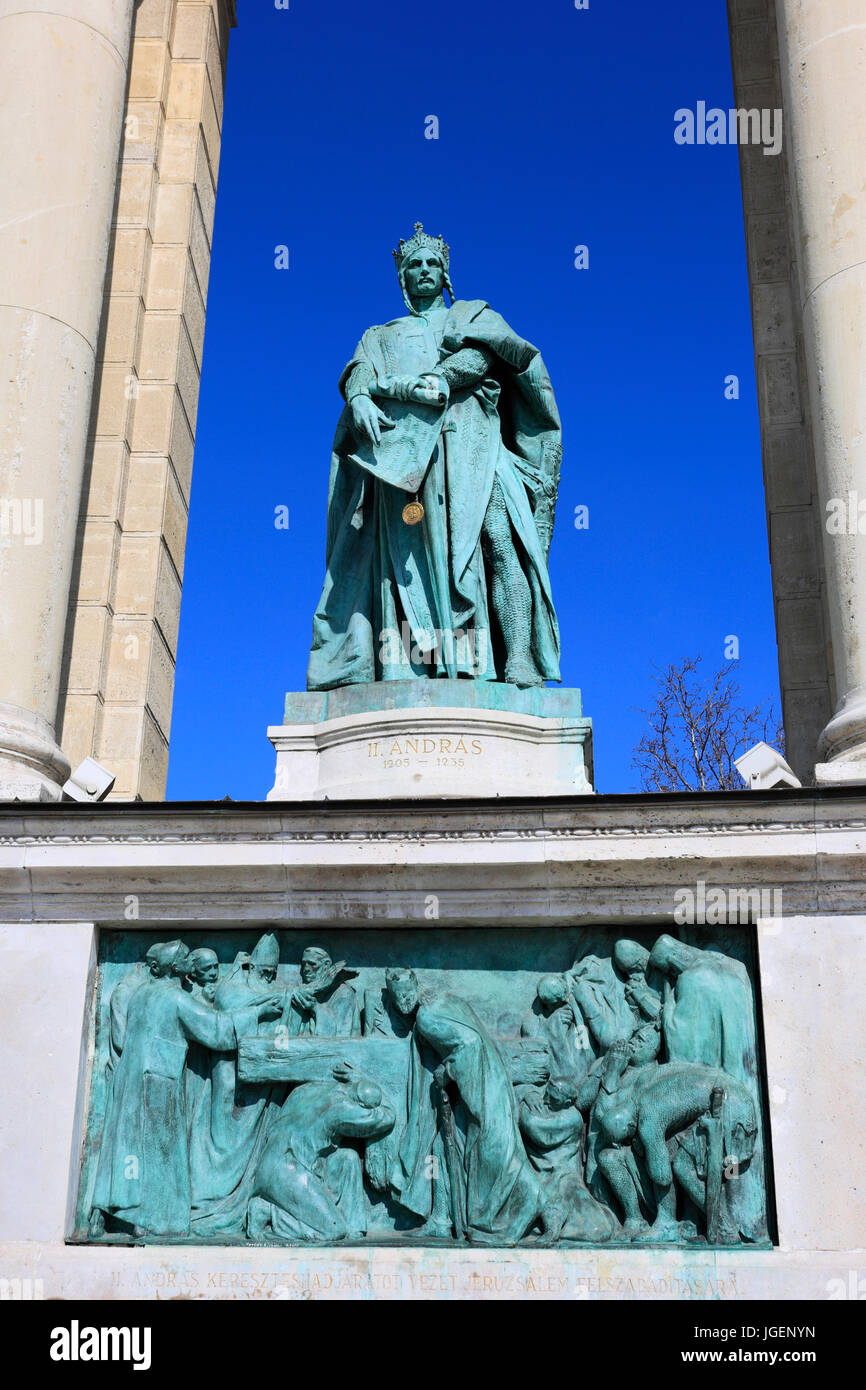 Bronze statues at Heroes Square, next to the City Park, Budapest city ...