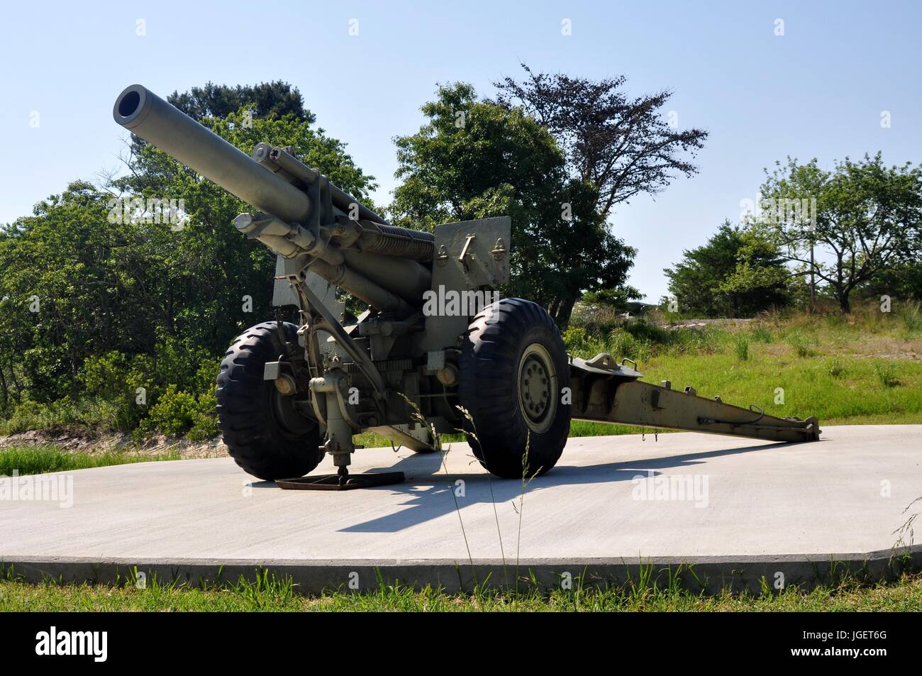 155 mm gun hi-res stock photography and images - Alamy