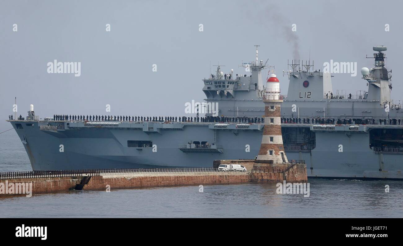 HMS Ocean arrives at the Port of Sunderland for a final farewell before ...
