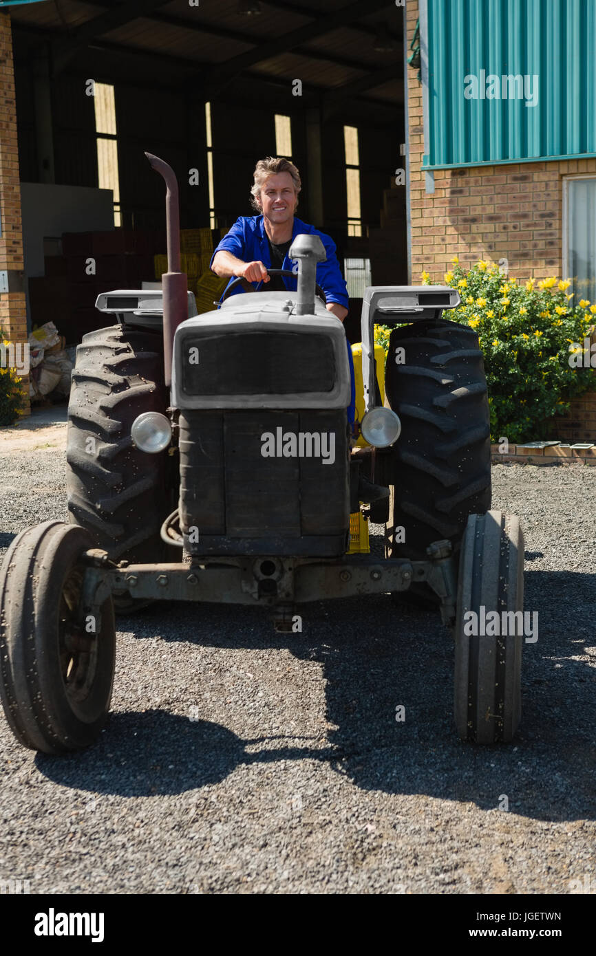 Attentive driver hi-res stock photography and images - Alamy