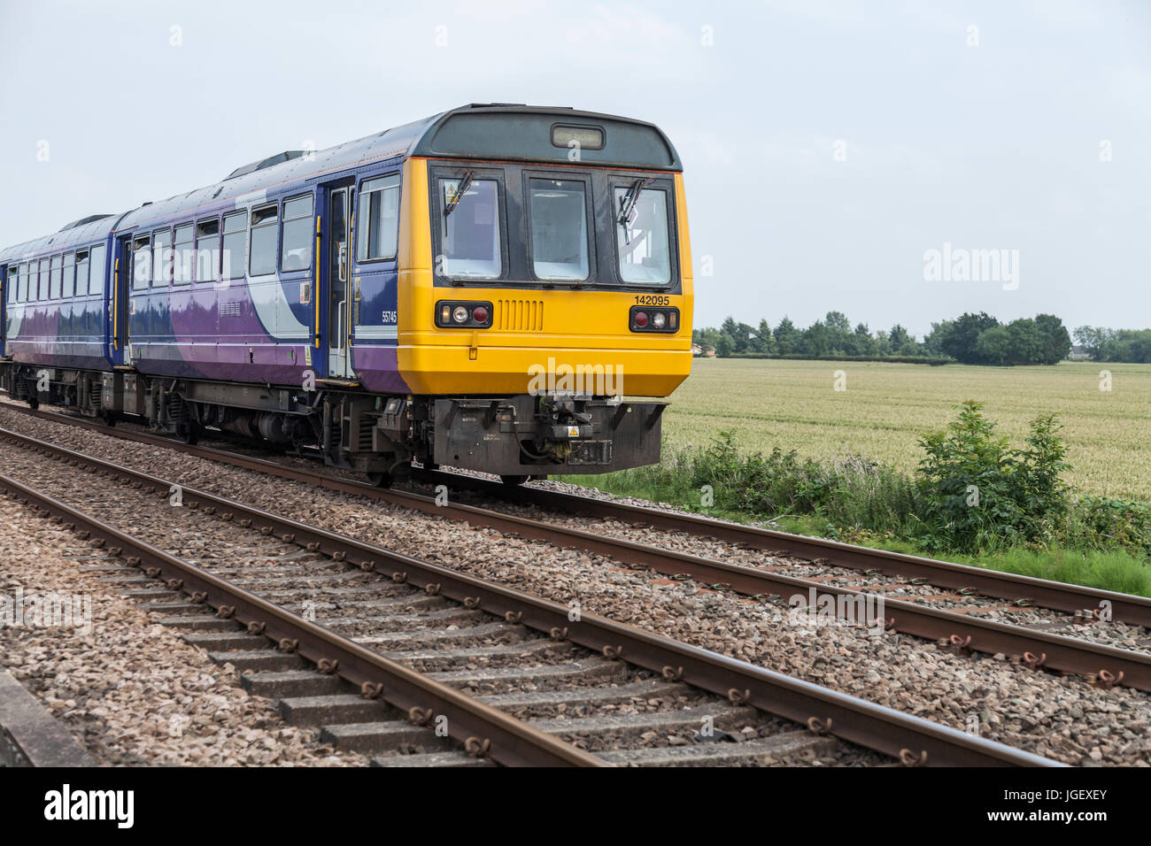 East coast train hi-res stock photography and images - Alamy
