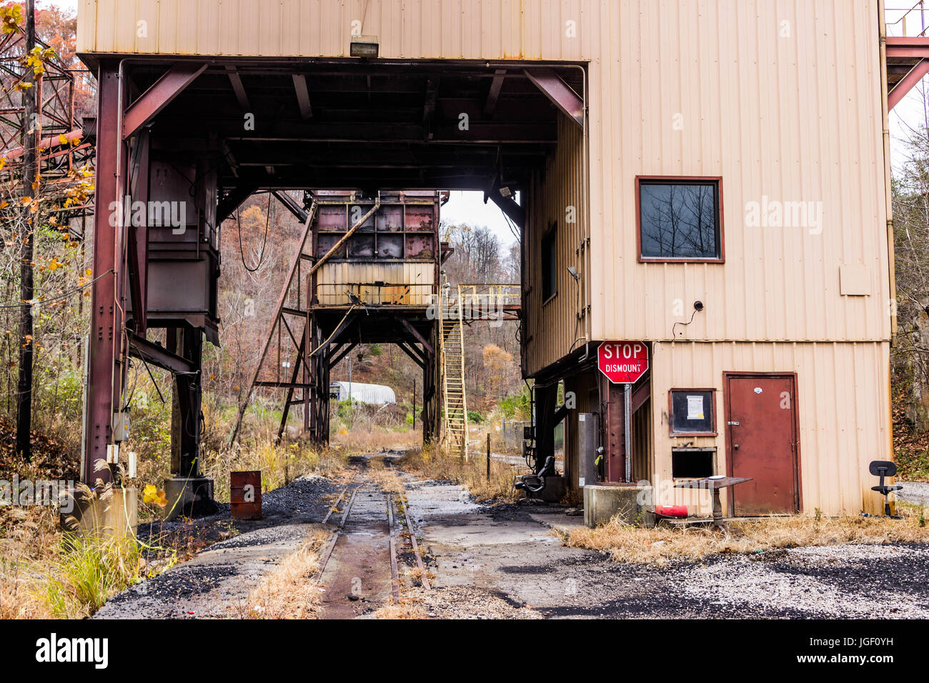 Tipple of the mine tennessee coal hi-res stock photography and images ...