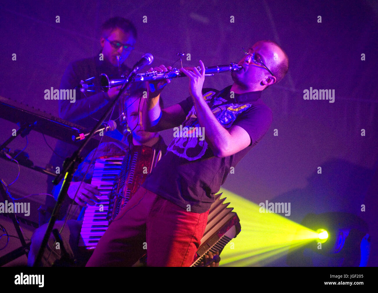 Dark chamber hi-res stock photography and images - Alamy