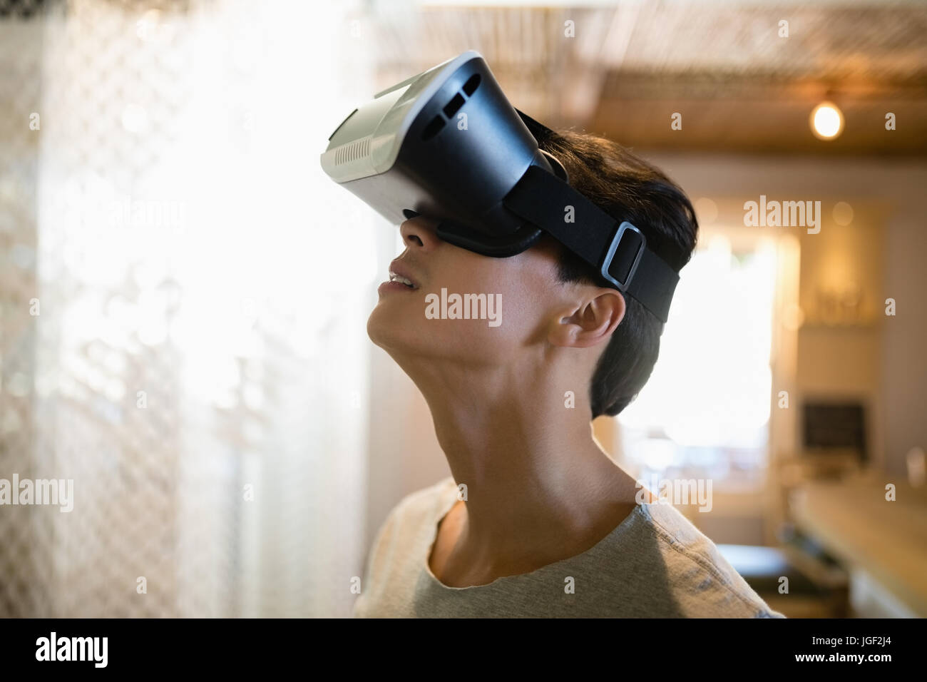 Virtual screen restaurant hi-res stock photography and images - Alamy
