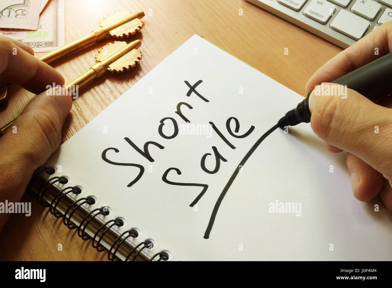 Short of cash hi-res stock photography and images - Alamy