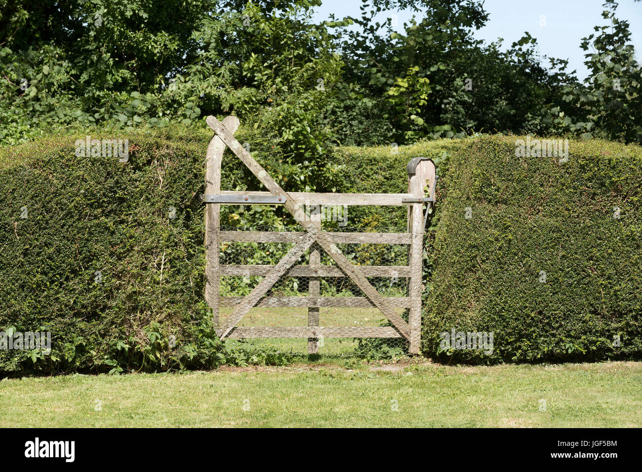 Five bar gates hi-res stock photography and images - Alamy