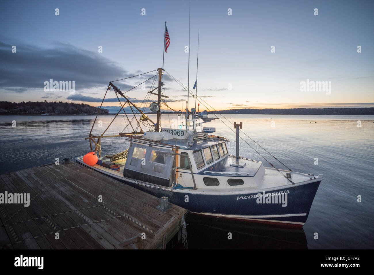 Captaining Scallop Boat, Cousins Island, Maine Stock Photo - Alamy