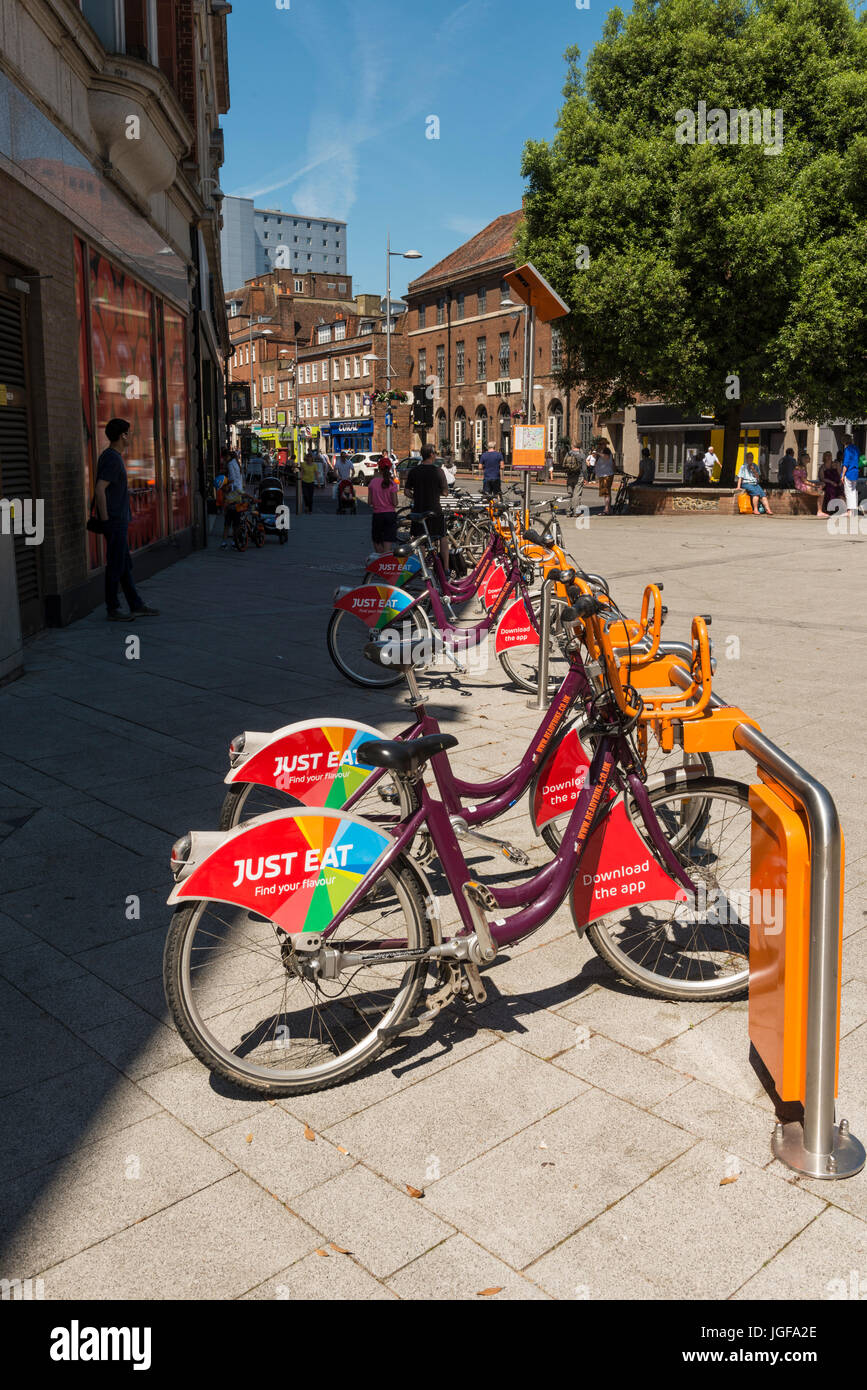 Reading bike hire hi-res stock photography and images - Alamy