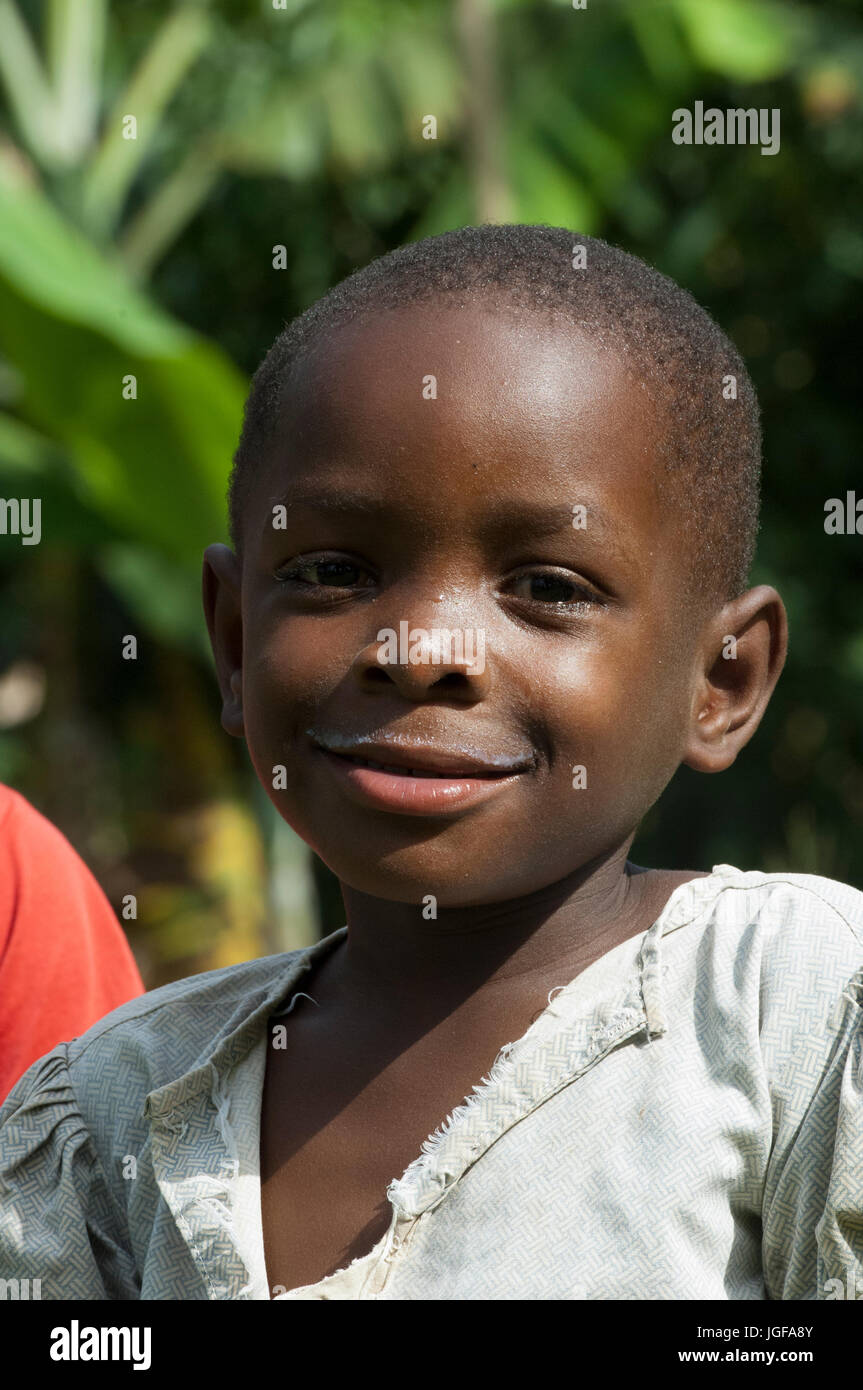 Happy, smiling Rwandan child Stock Photo - Alamy