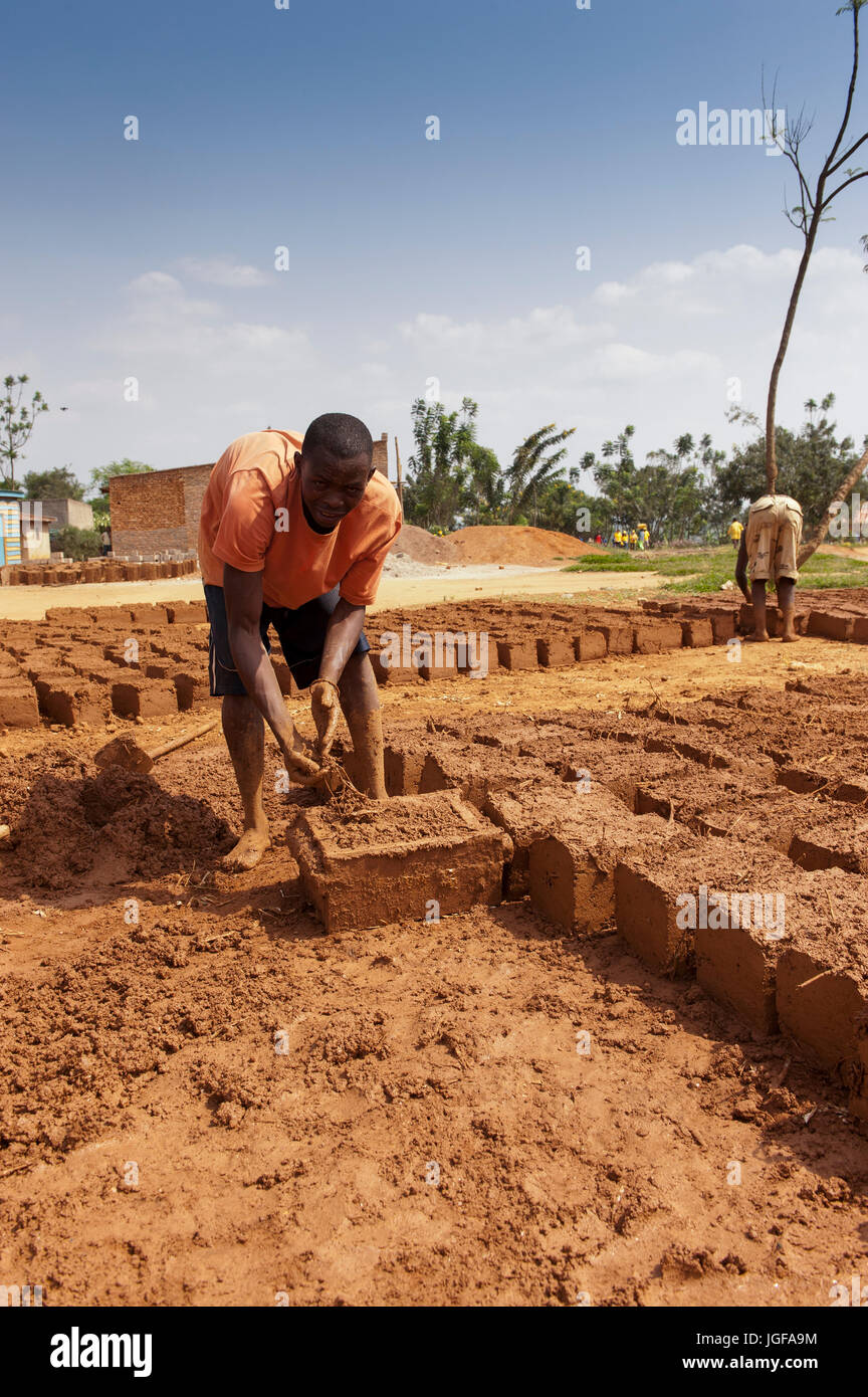 Mud bricks straw hi-res stock photography and images - Alamy