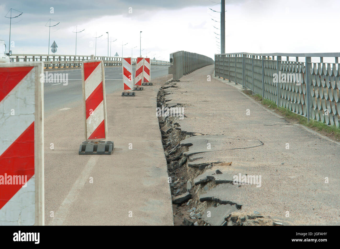Construction pavement industrial economy hi-res stock photography and ...