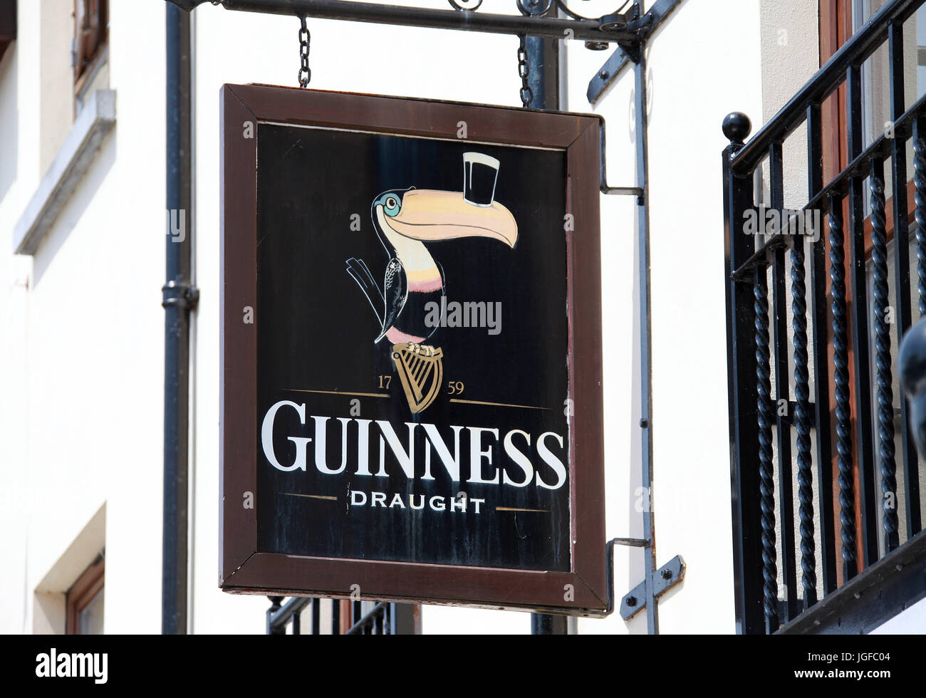 Draught Guinness Sign Stock Photo - Alamy
