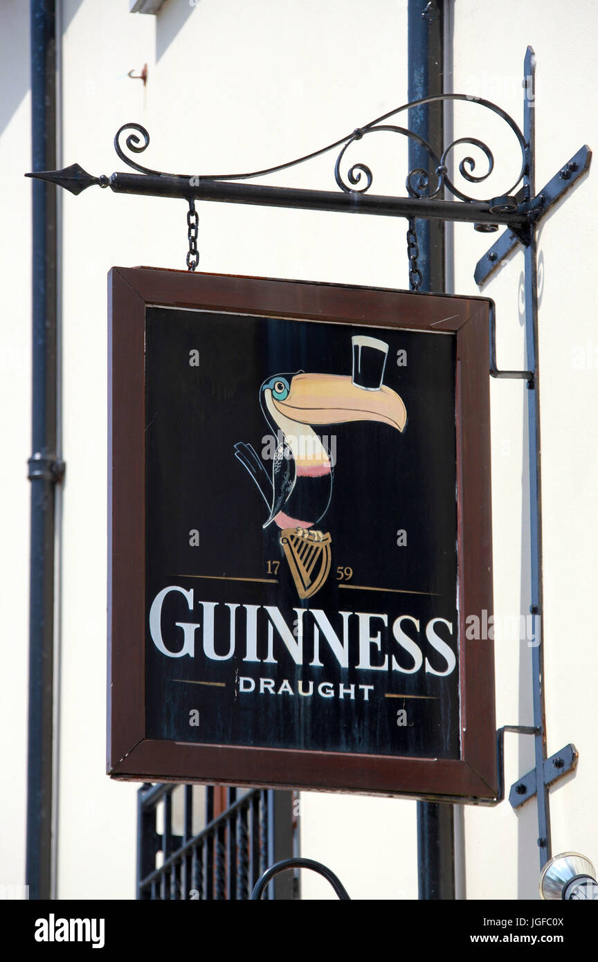 Draught Guinness Sign Stock Photo - Alamy