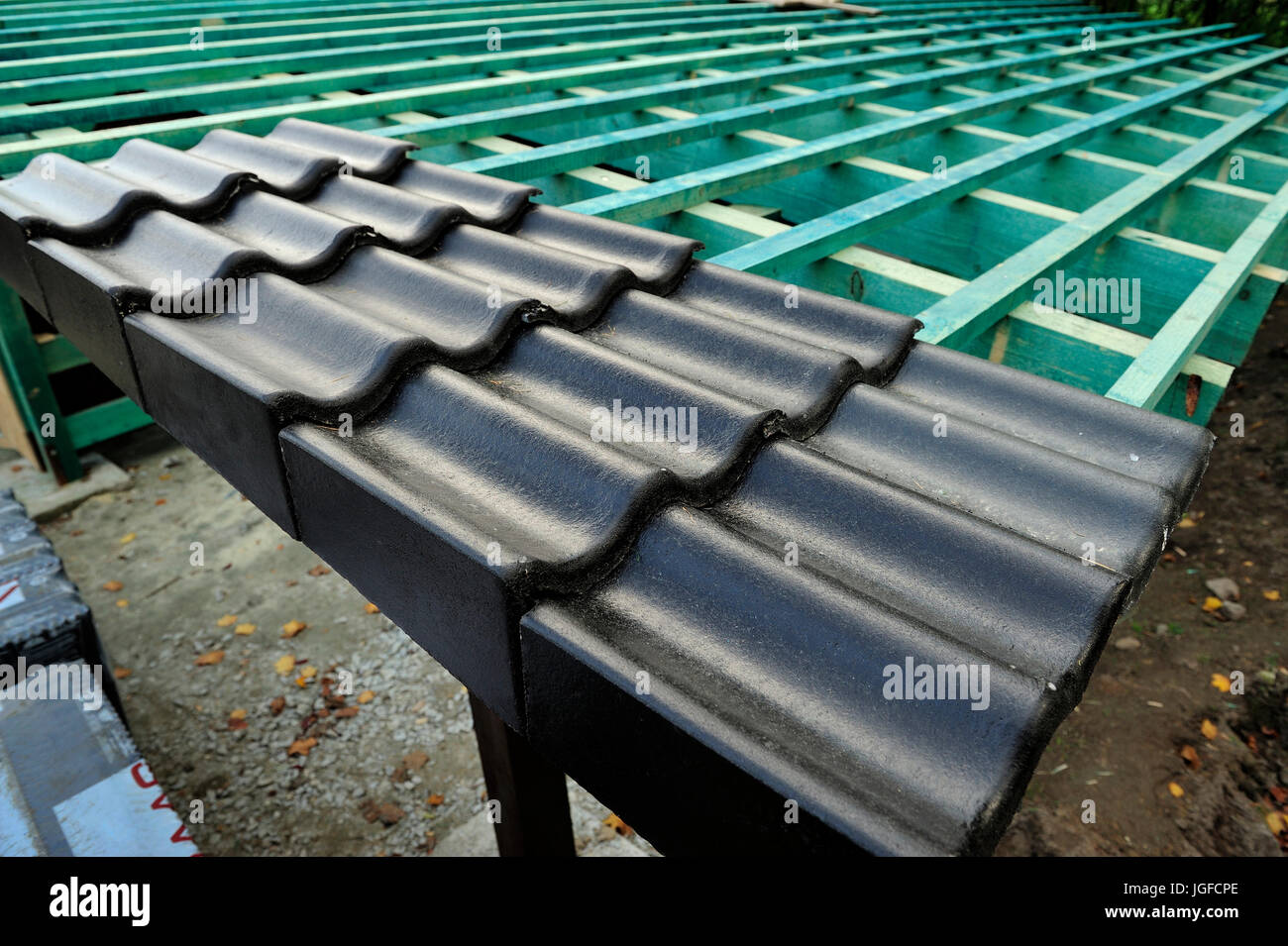 Construction culmination hi-res stock photography and images - Alamy