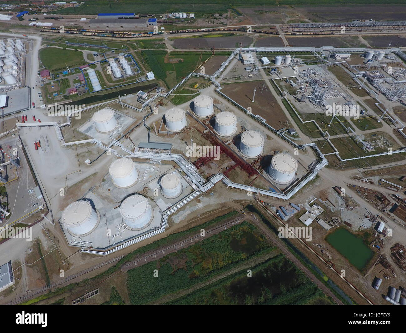 Reservoirs for storage of oil and products of its processing. Refinery ...