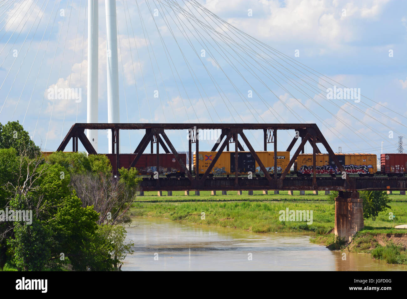 Warren truss bridges hi-res stock photography and images - Alamy