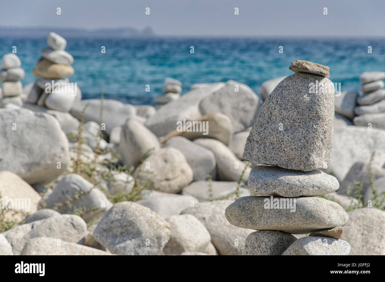 Practical example of perfect equilibrium in nature Stock Photo - Alamy