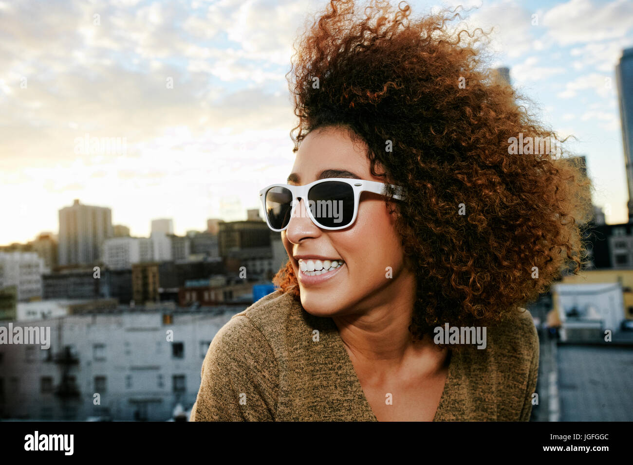 Woman sunglasses sunset colour hi-res stock photography and images - Alamy