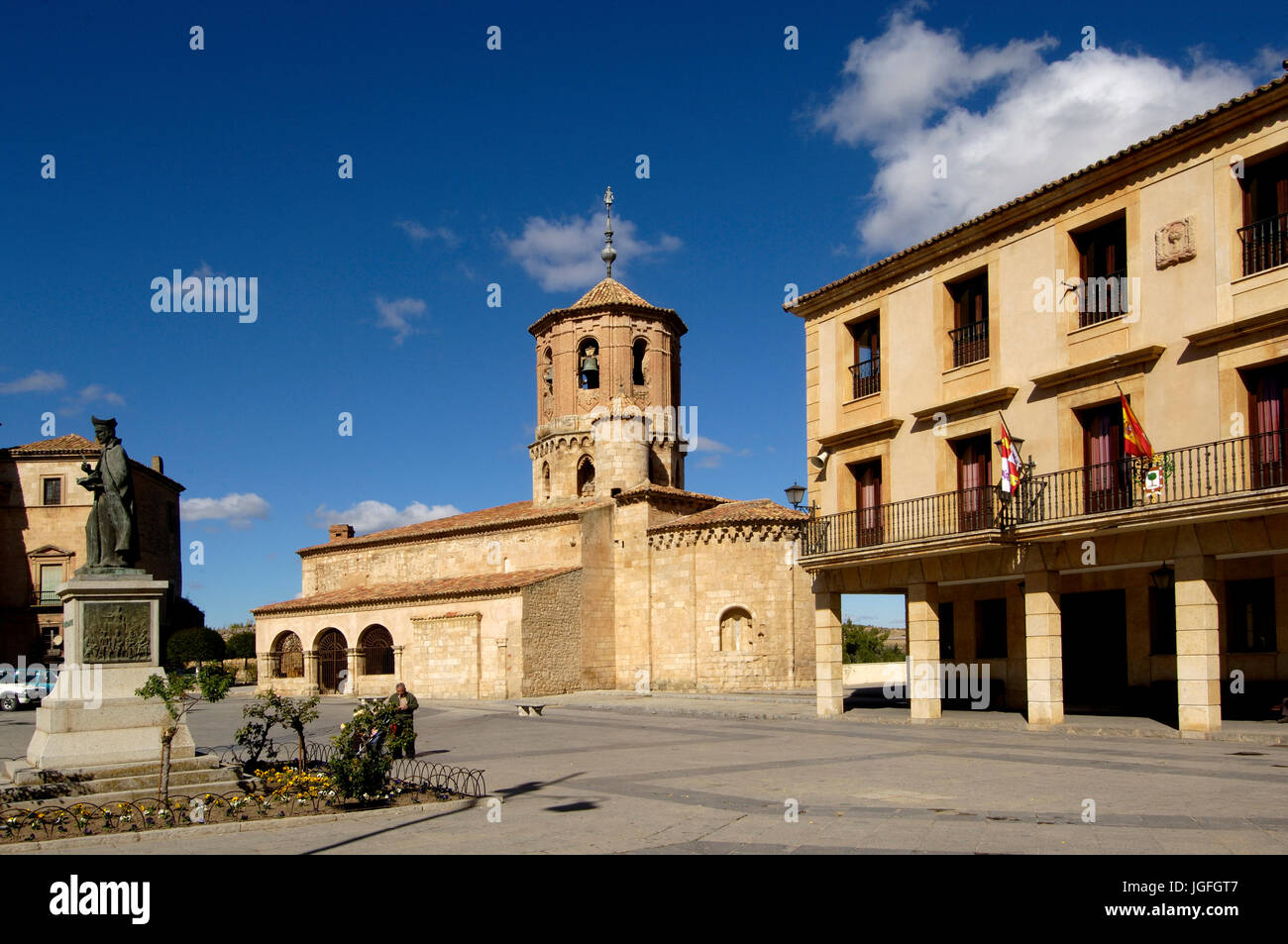Almazan square hi-res stock photography and images - Alamy