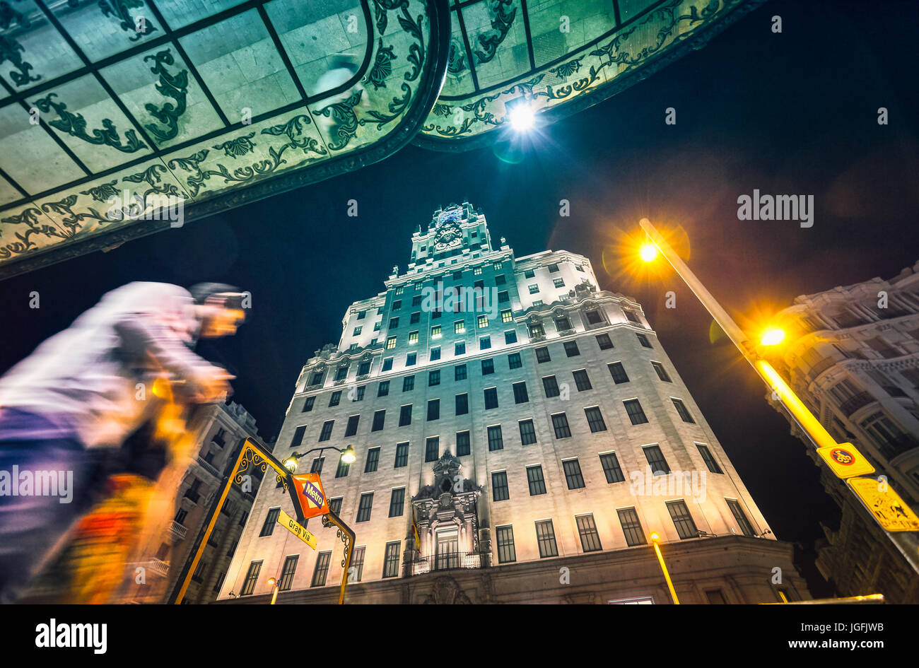Tall street light hi-res stock photography and images - Alamy