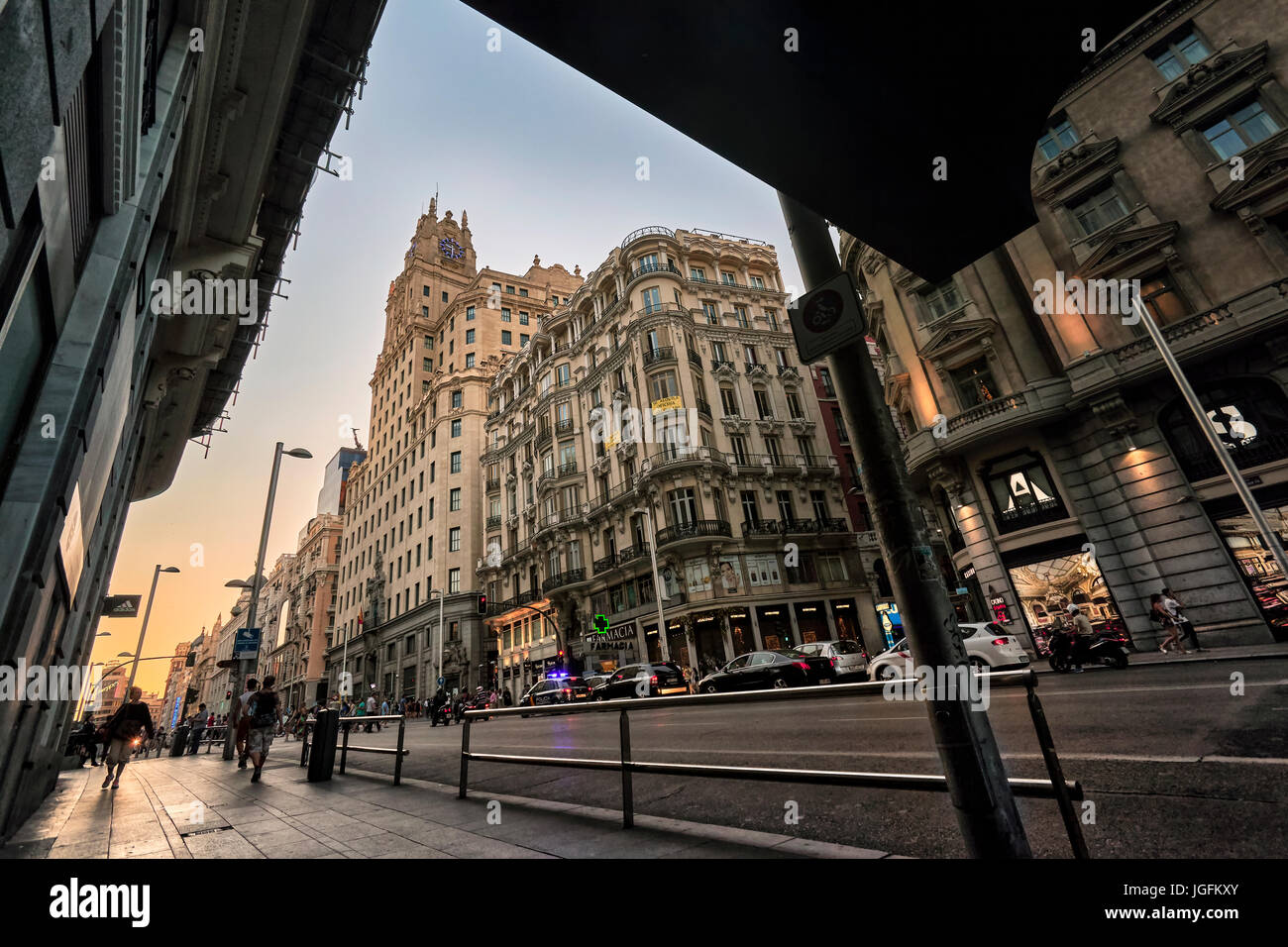 Madrid street view hi-res stock photography and images - Alamy