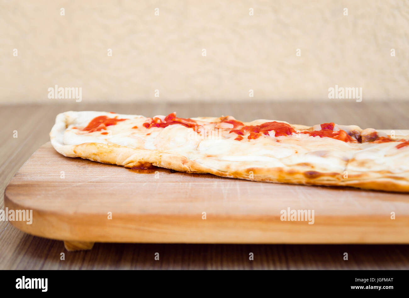 Pizza board side view hi-res stock photography and images - Alamy