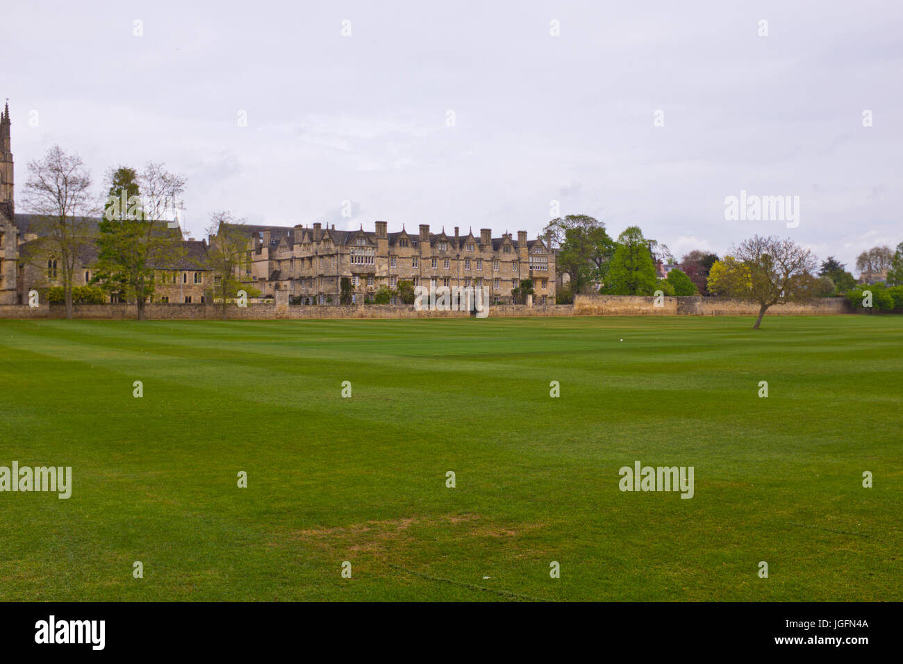 Universities of Oxford,Centre of Learning,Libraries,Gardens,Buildings ...