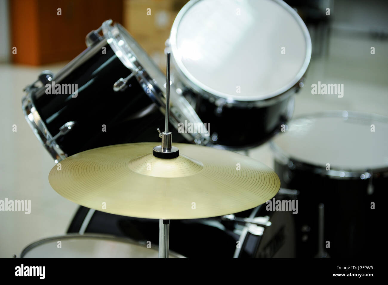 Musical instruments on stage, ready for the gig Stock Photo - Alamy