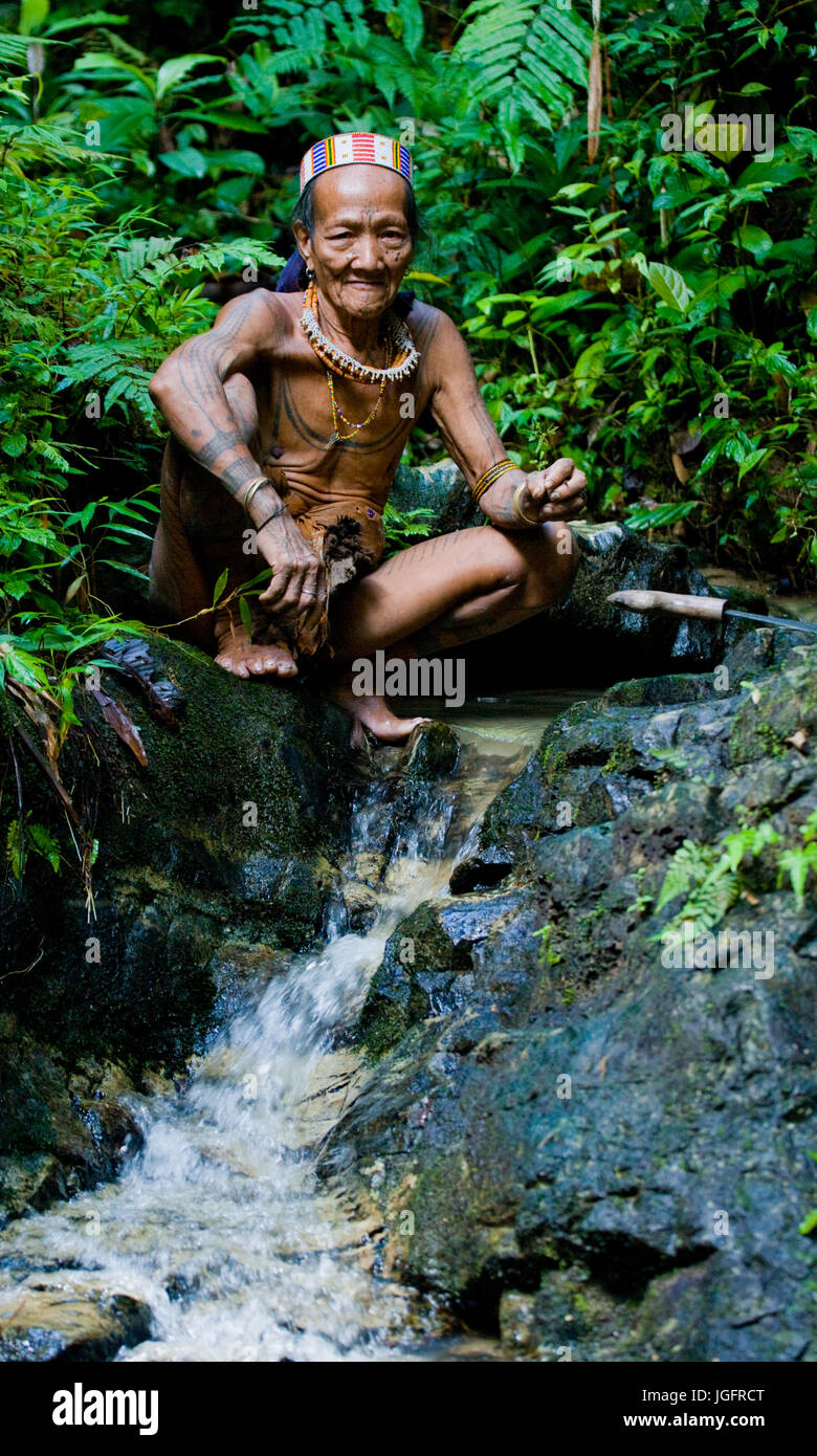 MENTAWAI PEOPLE, WEST SUMATRA, SIBERUT ISLAND, INDONESIA – 03 OKTOBER ...