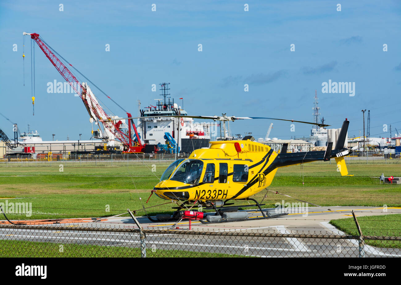 Helicopter port hi-res stock photography and images - Alamy