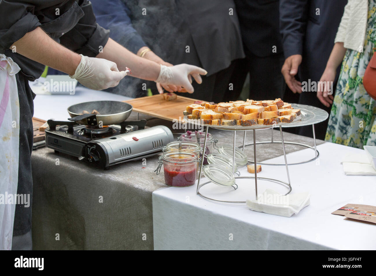 Wedding toasts hi-res stock photography and images - Alamy