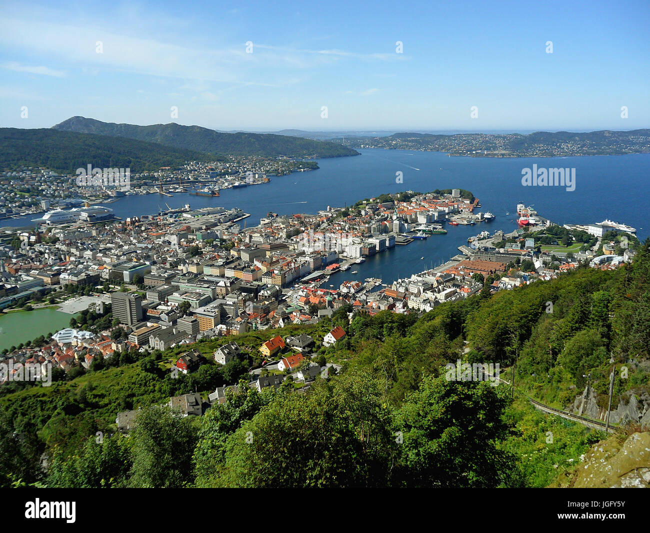 Bergen and harbor from the mountain top hi-res stock photography and ...