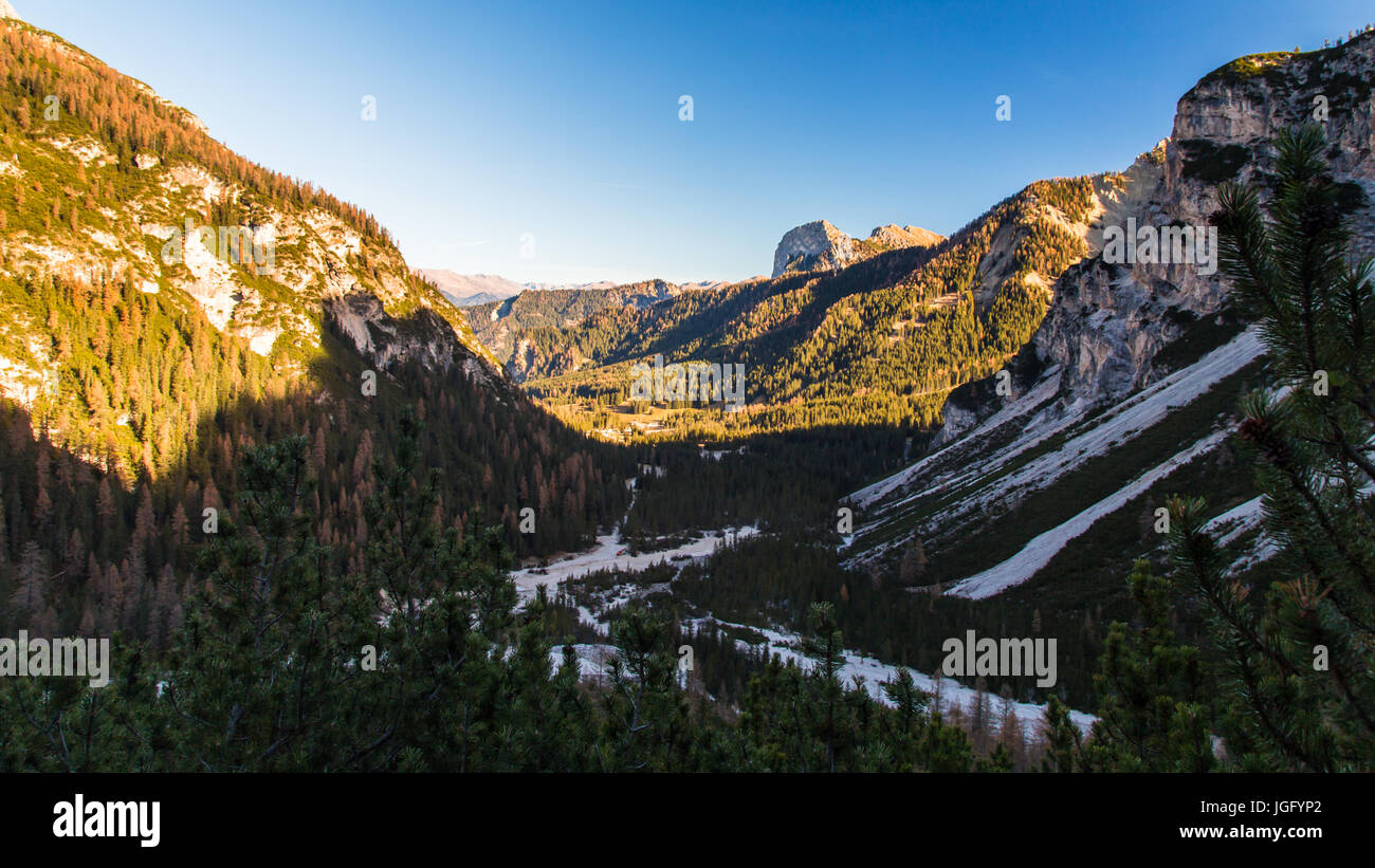Fall is coming in the italian alps Stock Photo - Alamy
