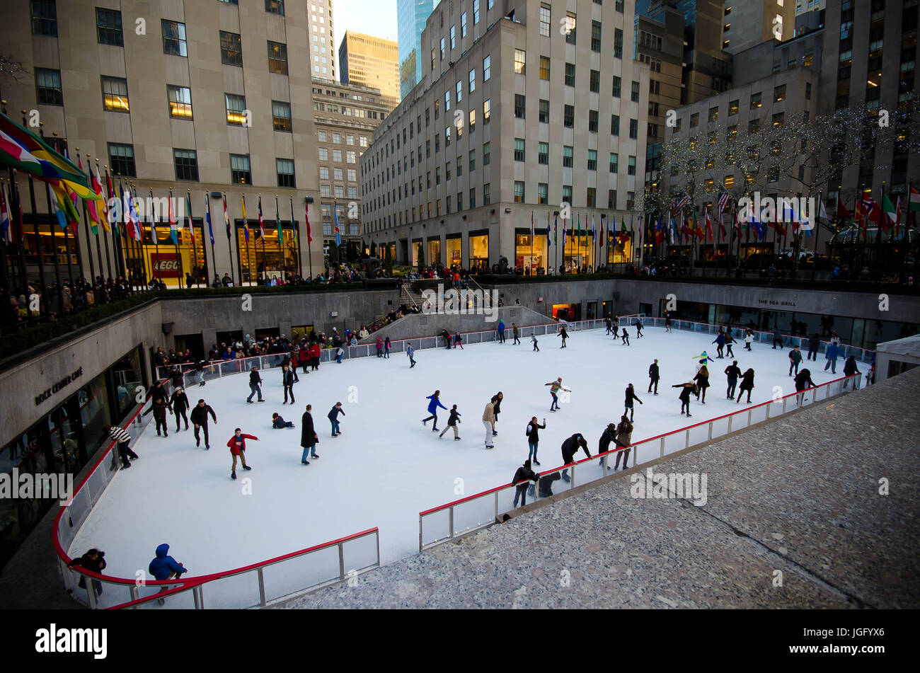 People skating at Rockefeller Center in New York Stock Photo - Alamy