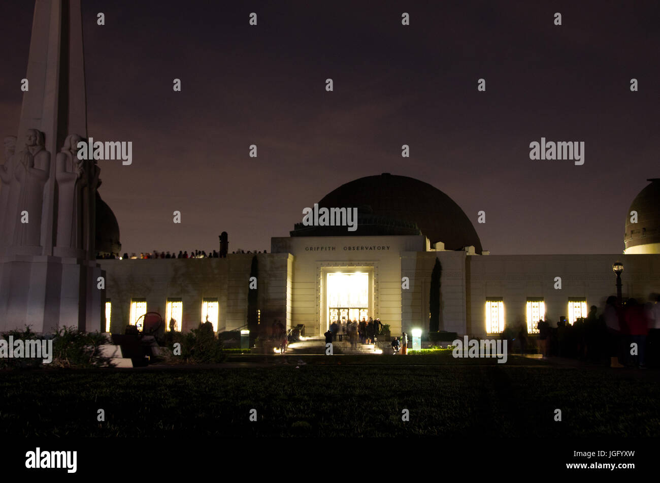 Griffith Observatory at night Stock Photo - Alamy