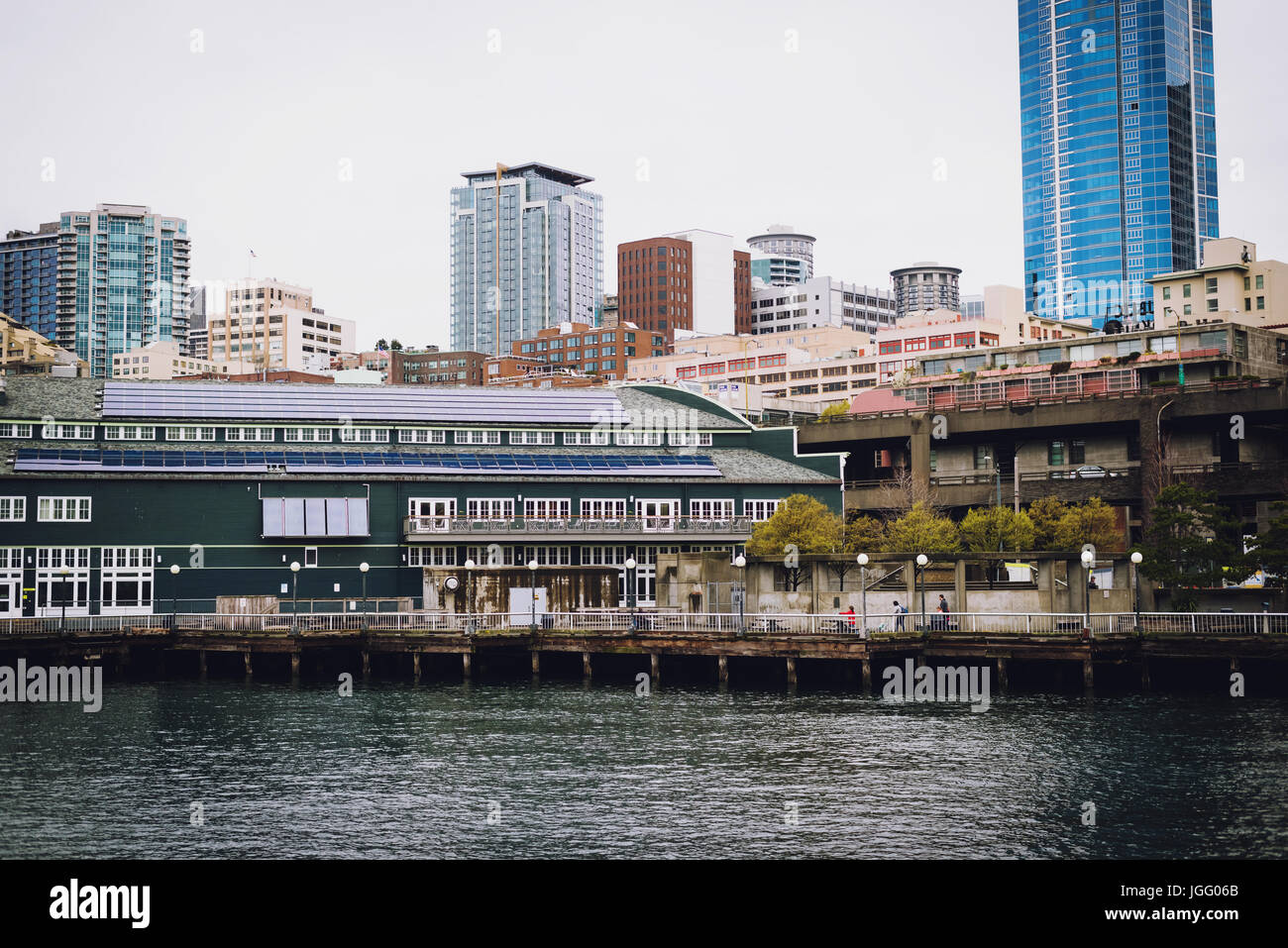 Seattle waterfront waterfront hi-res stock photography and images - Alamy