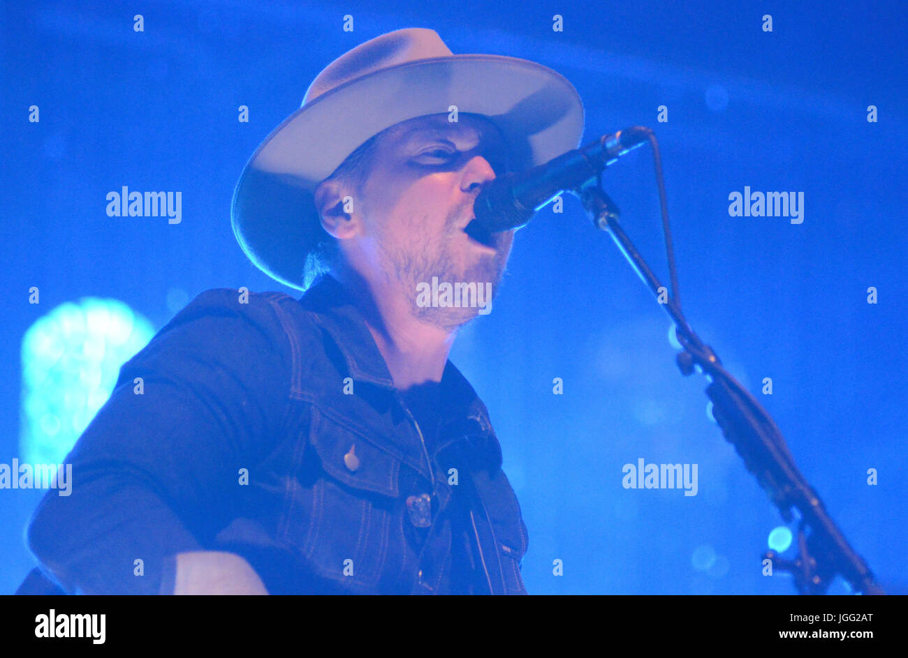 Bear rinehart hi-res stock photography and images - Alamy