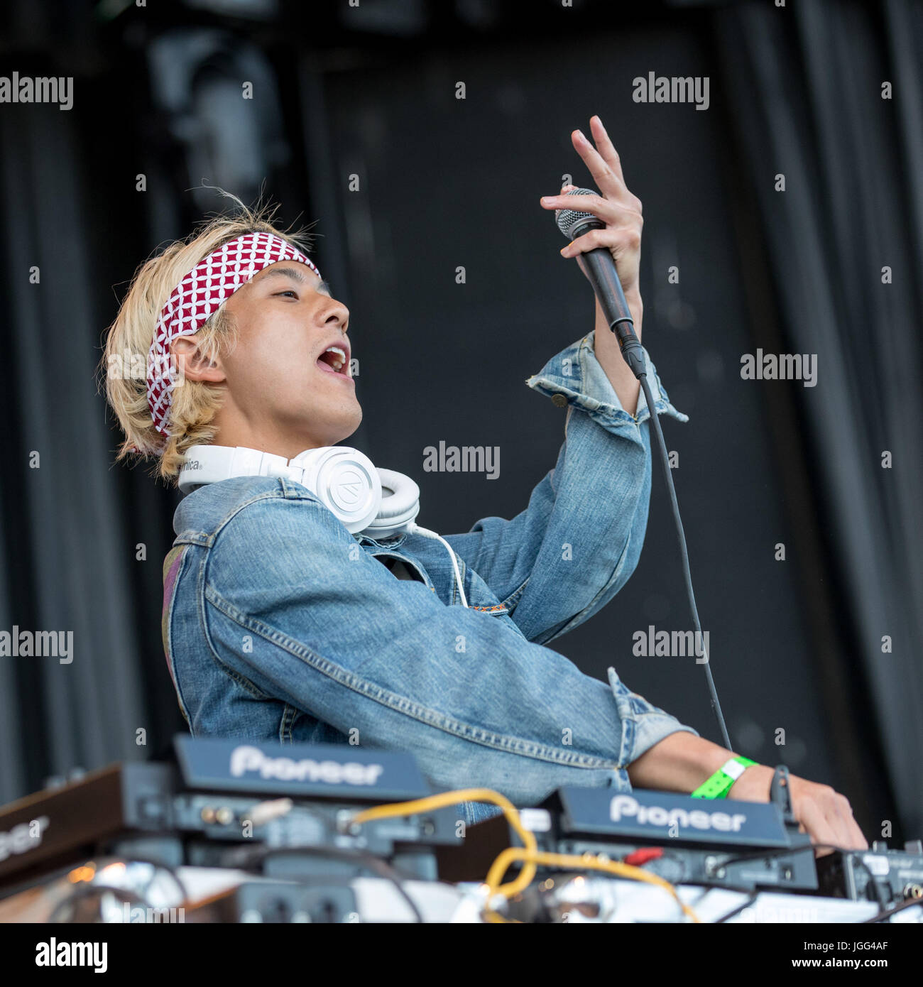 Milwaukee, Wisconsin, USA. 4th July, 2017. ELEPHANTE (TIM WU) performs ...