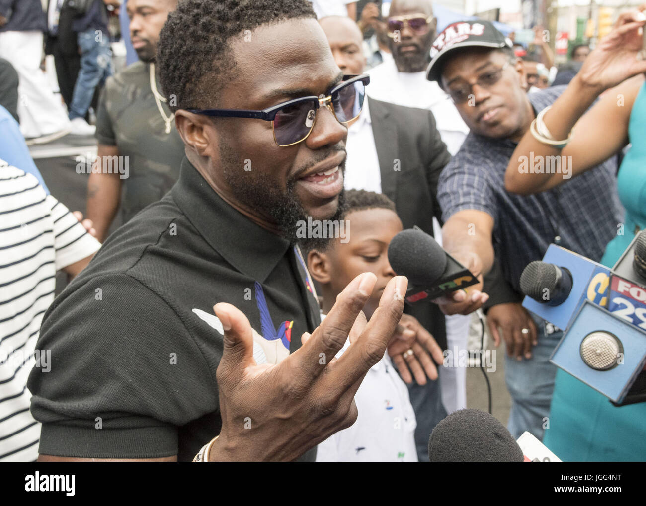 Kevin hart comedian hi-res stock photography and images - Alamy