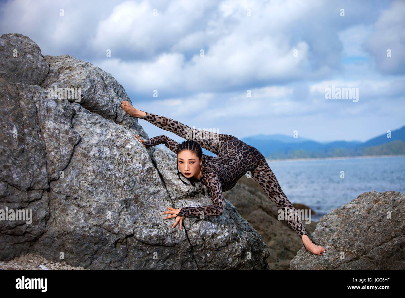 Liu teng hi-res stock photography and images - Alamy