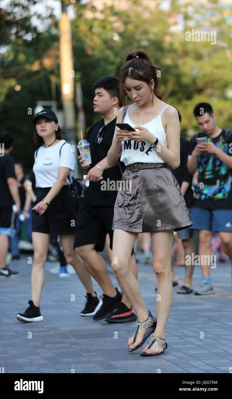 China beijing girls in street hi-res stock photography and images - Alamy